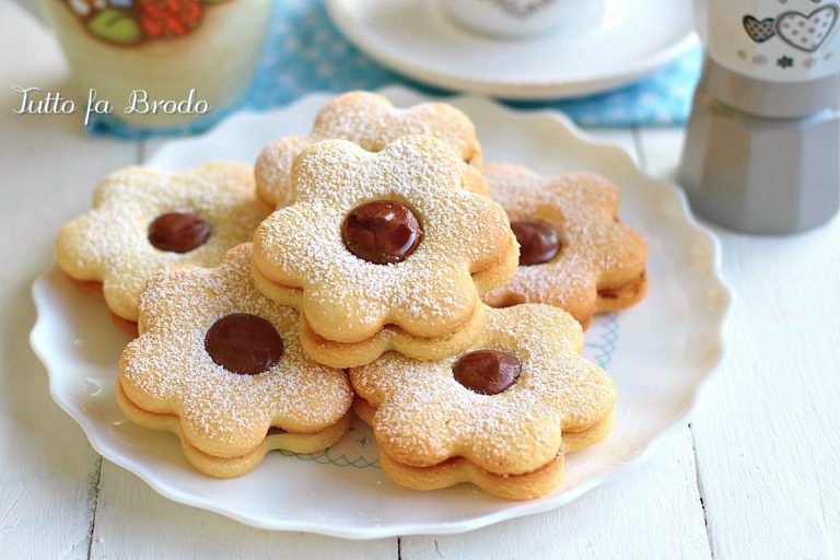 BISCOTTI FATTI IN CASA 20 ricette facili - Tutto fa Brodo in Cucina