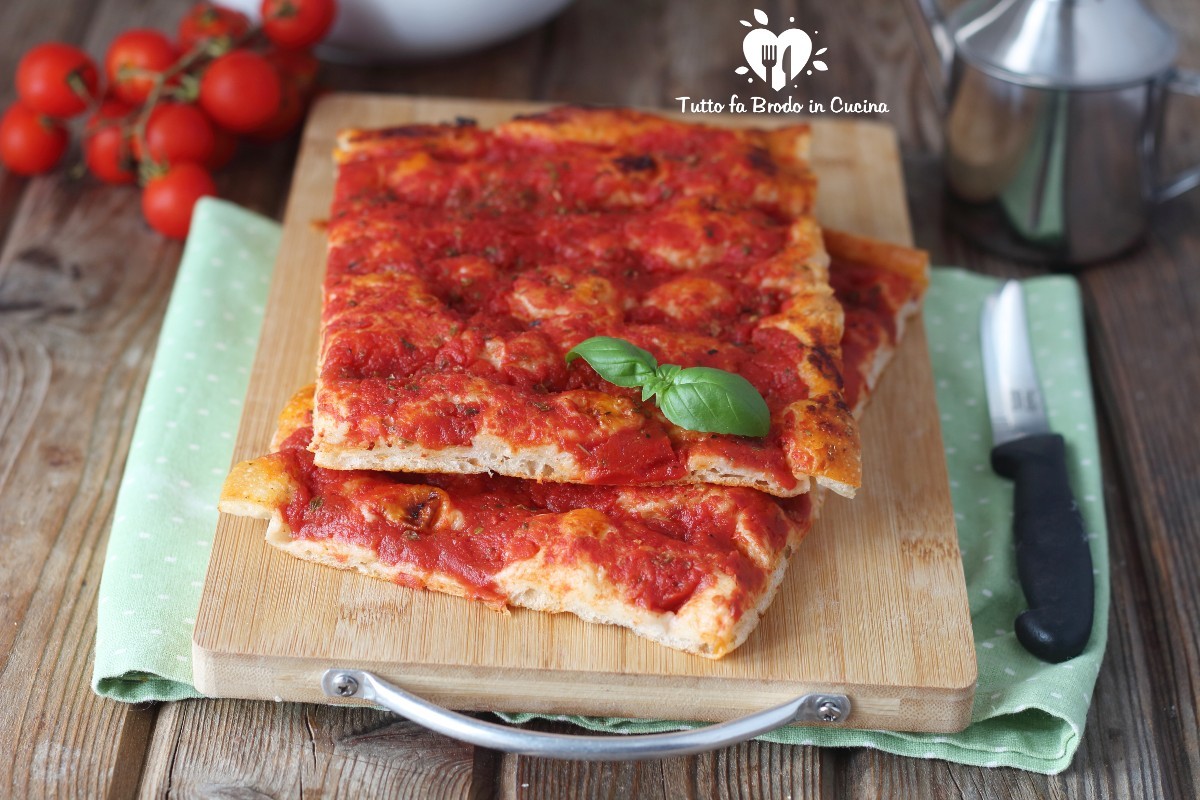 FOCACCIA PIZZATA ricetta Ligure - Tutto fa Brodo in Cucina