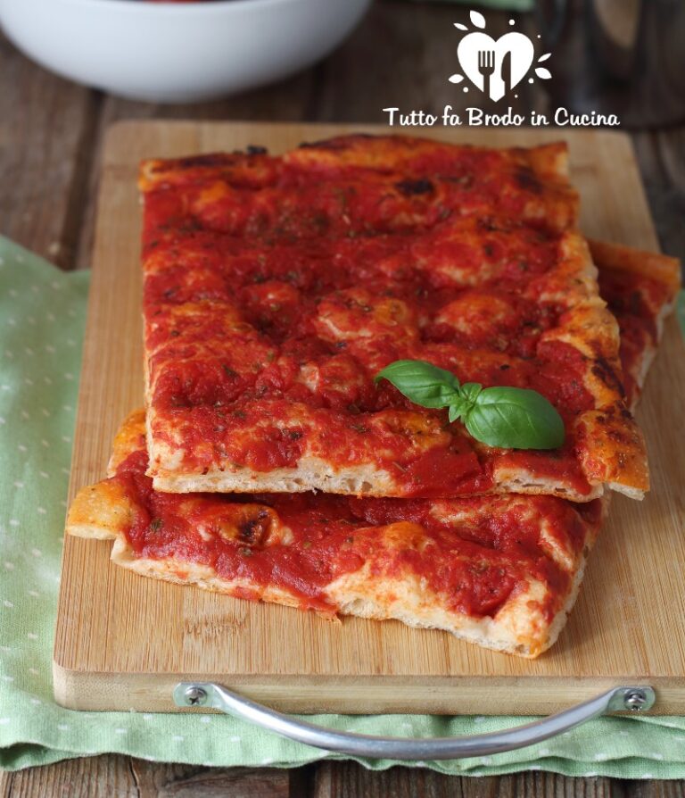 FOCACCIA PIZZATA ricetta Ligure - Tutto fa Brodo in Cucina